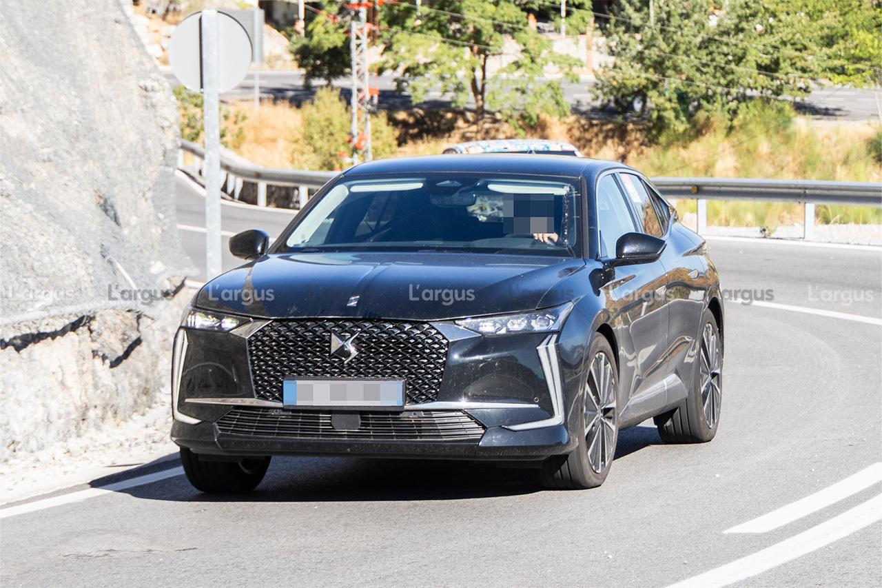 Photo 2 - Pas encore présentée, la DS 4 E-Tense électrique figure déjà ...