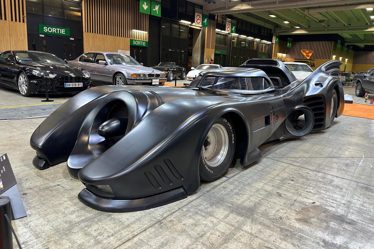 Photo 15 - Batmobile - Batman - 1989 - Mondial de Paris 2024. Les ...