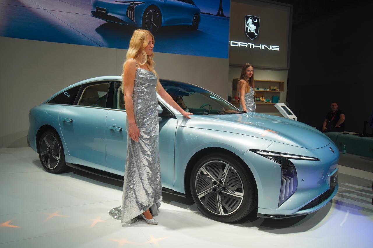 Photo 8 - Forthing Xinghai S7 - Mondial de Paris 2024. L'invasion des ...