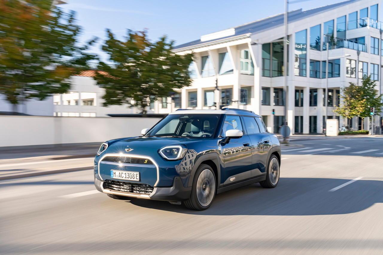 Mini Cooper SE (2024). Découvrez la nouvelle Mini électrique en vidéo