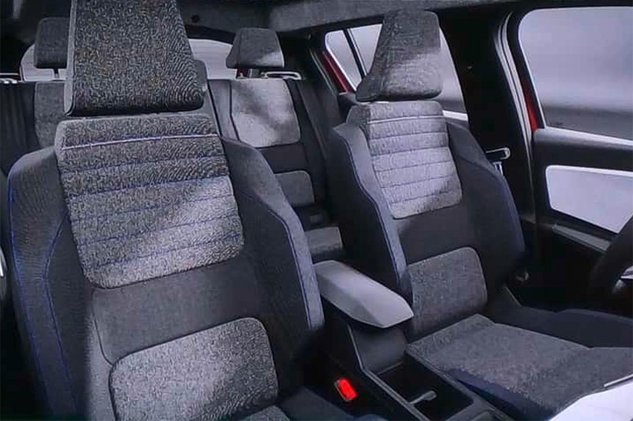 Photo 12 - L'intérieur de la R4 devrait être plus modulable que dans la ...