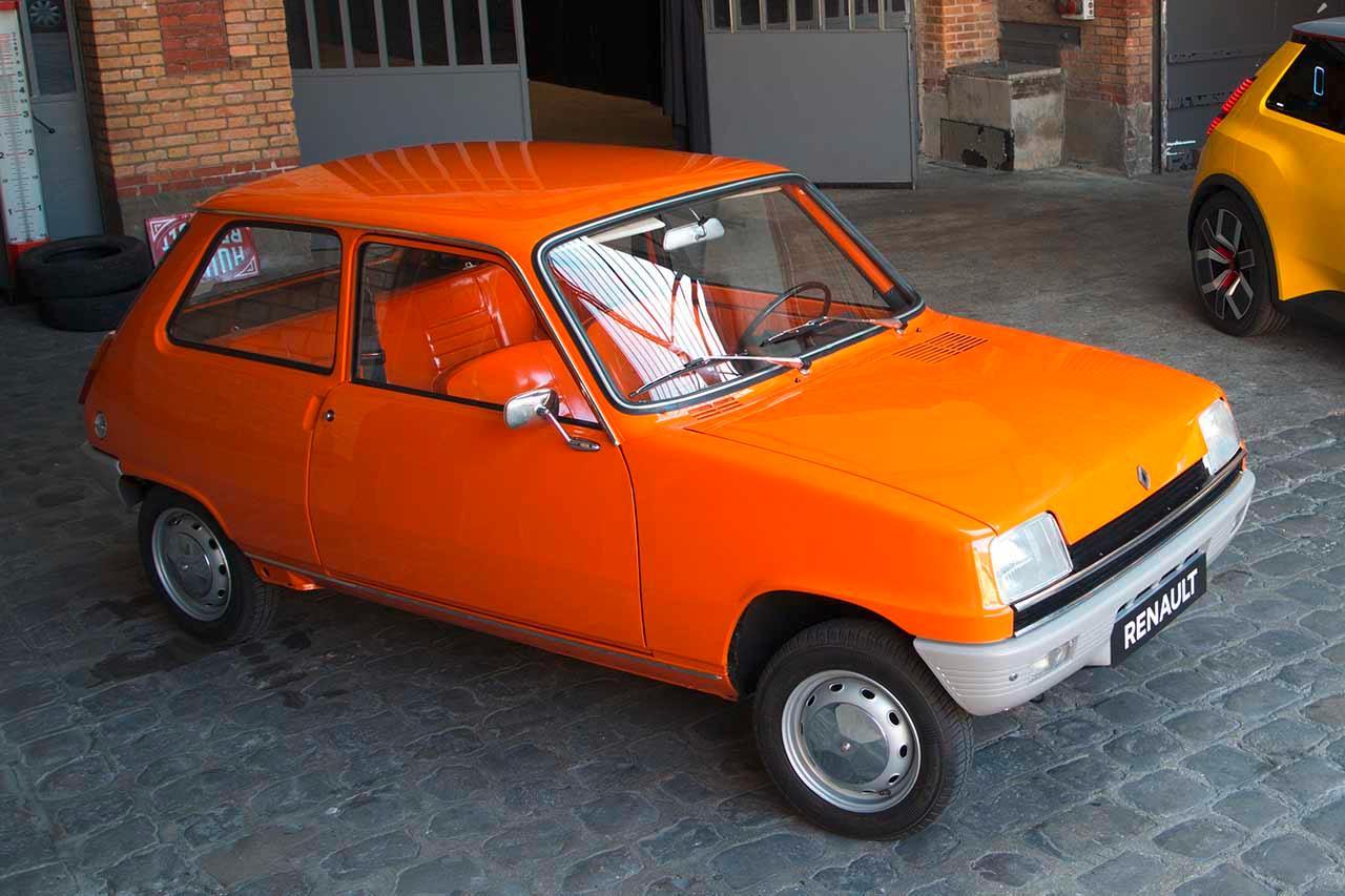 Photo 29 - Et pourquoi pas une R5 orange ? Il est vrai qu'avec sa ...