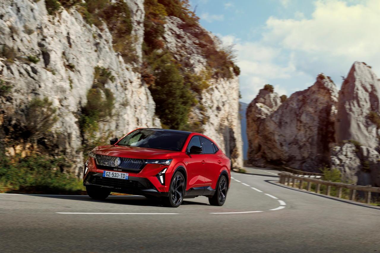 Essai Renault Rafale E-Tech 4x4 300ch Atelier Alpine : les watts et la ...