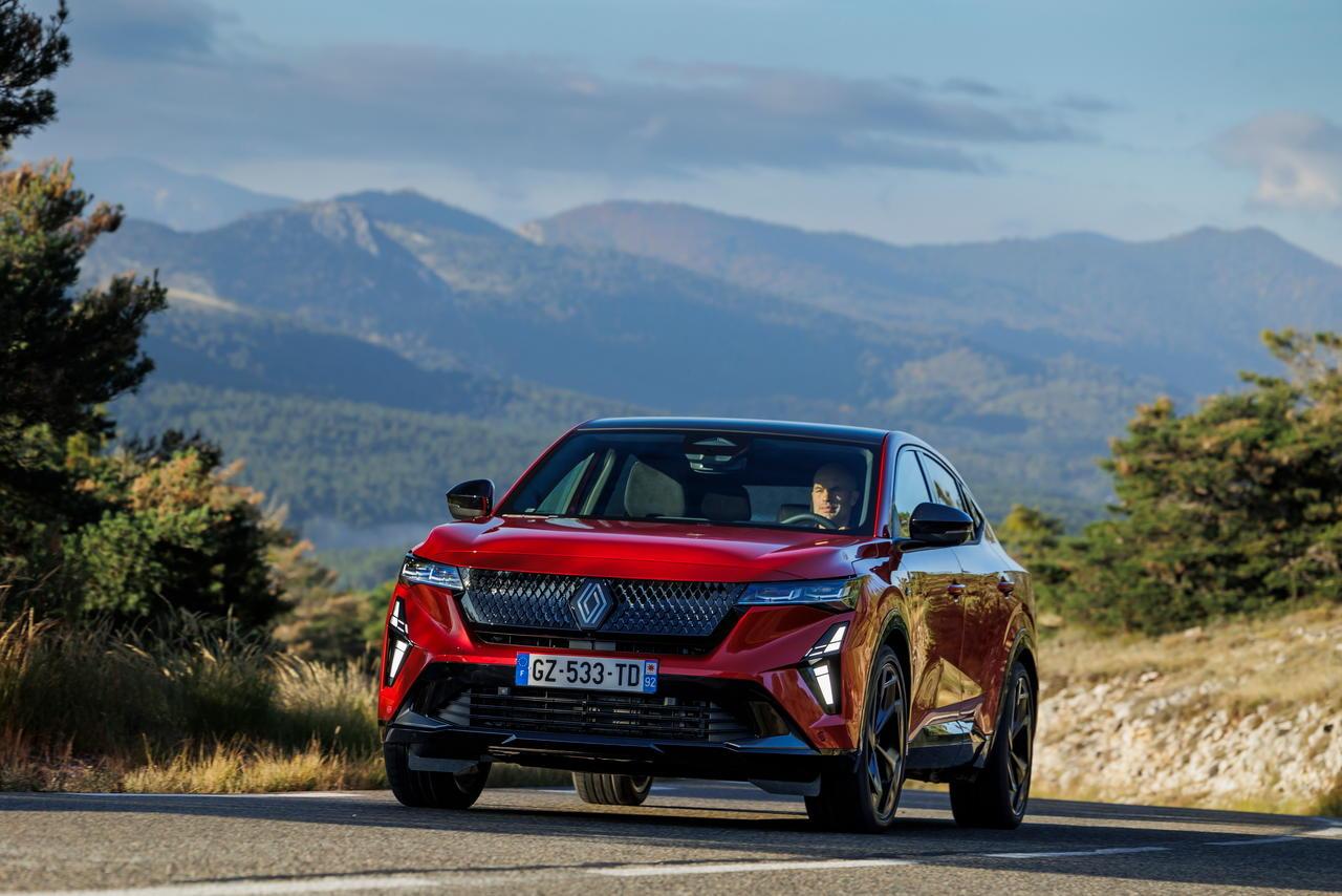 Essai Renault Rafale E-Tech 4x4 300ch Atelier Alpine : les watts et la ...