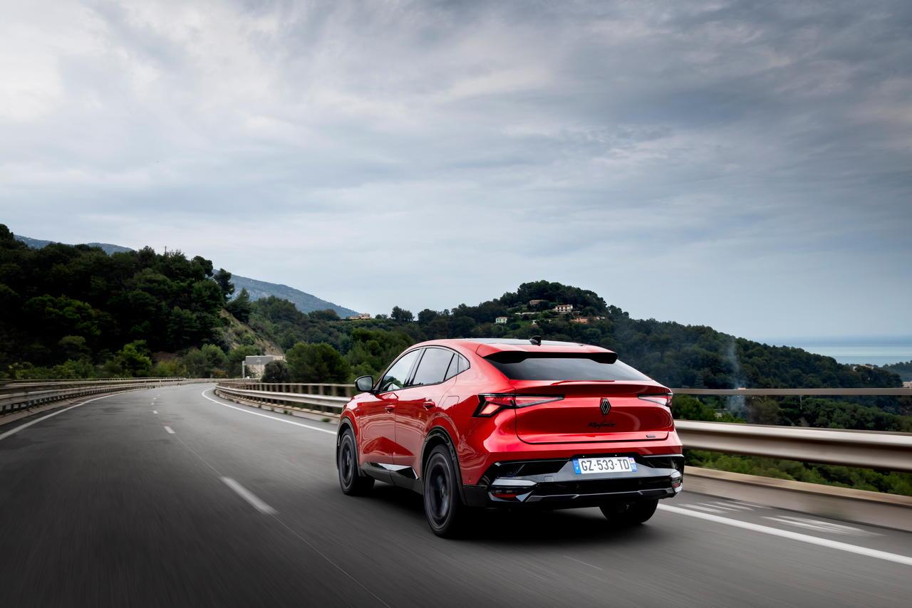 Essai Renault Rafale E-Tech 4x4 300ch Atelier Alpine : les watts et la ...