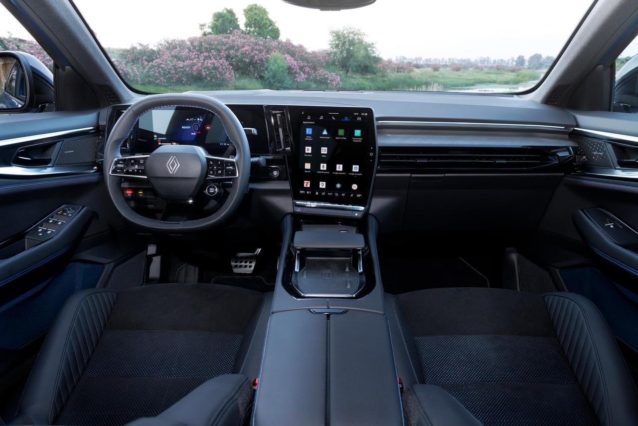 Essai Renault Rafale hybride (2024). Un nouveau SUV prometteur