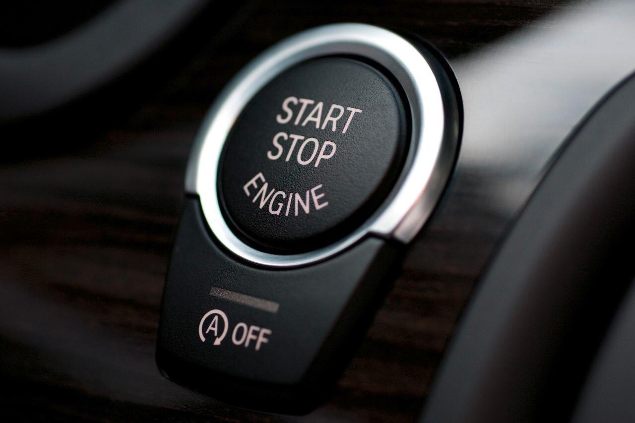 Photo 1 - Le système stop/start équipe des voitures de grande série ...