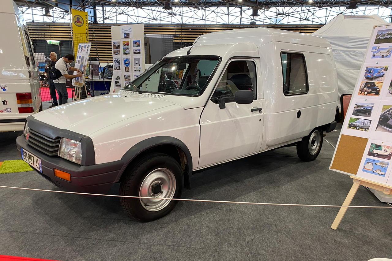 Photo 8 - L'utilitaire Citroën C15 fête ses 40 ans en 2024. Dérivé de la Visa dont il reprend l ...