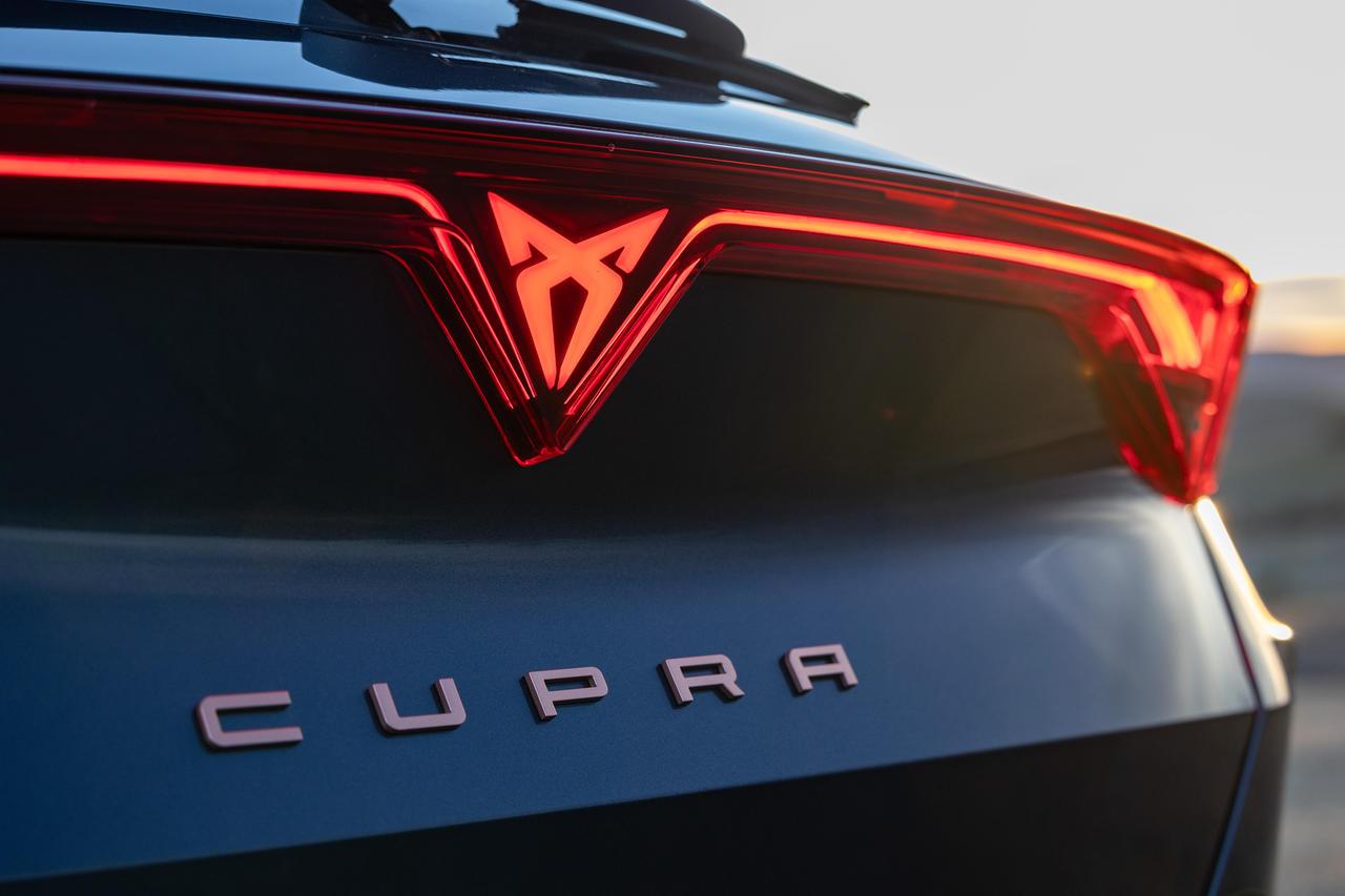 Photo 1 - cupra formentor logo - Volkswagen Group. Cupra prépare son ...