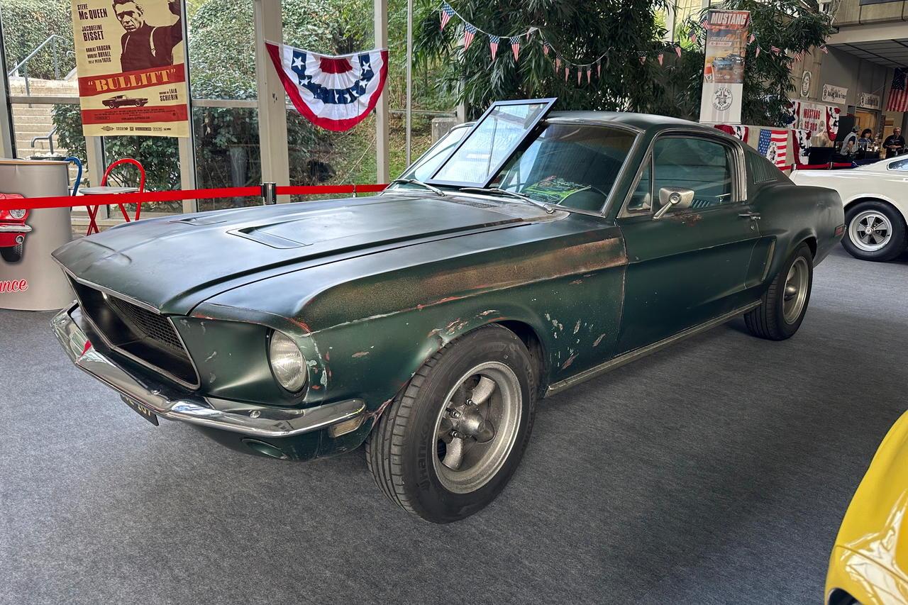 Photo 12 - Ford Mustang Fastback GT 390 (1968). - Epoqu'auto 2024. Les ...