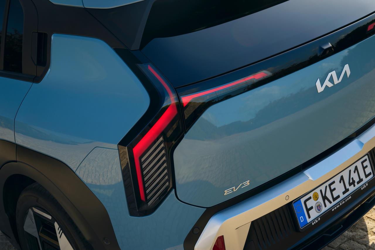 Photo 9 - Kia commercialise l'EV3 depuis ce mois de novembre 2024. - Essai Kia EV3 (2024). Notre ...