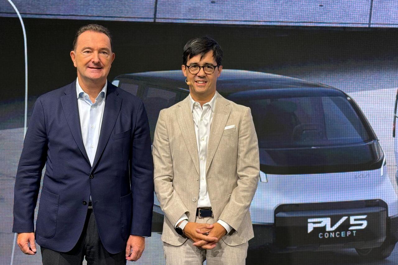 Photo 18 - marc hedrich pierre martin bos kia europe - Ces Français qui ...