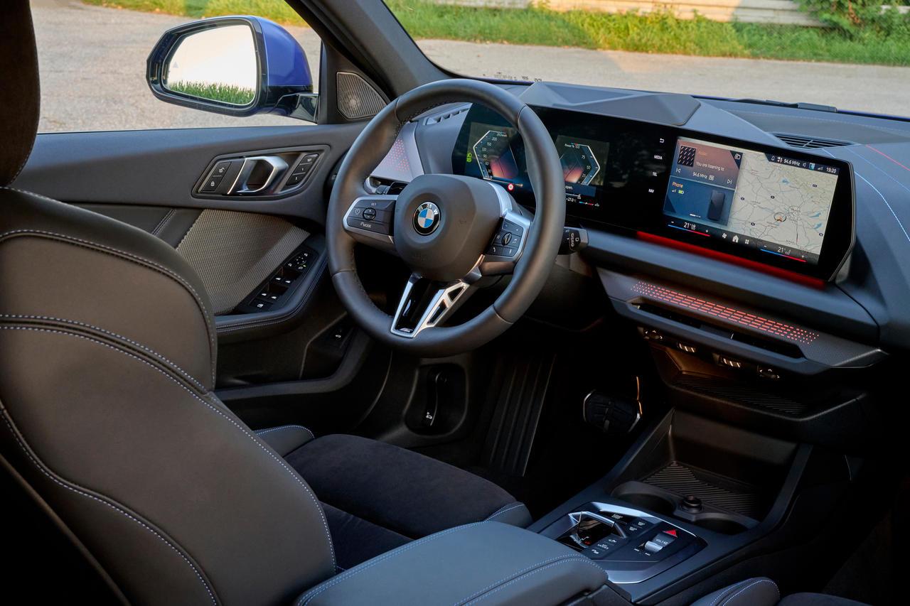 Diaporama et photos - Prix BMW Série 1 (2025). Nouveaux moteurs et tarifs pour la compacte ...