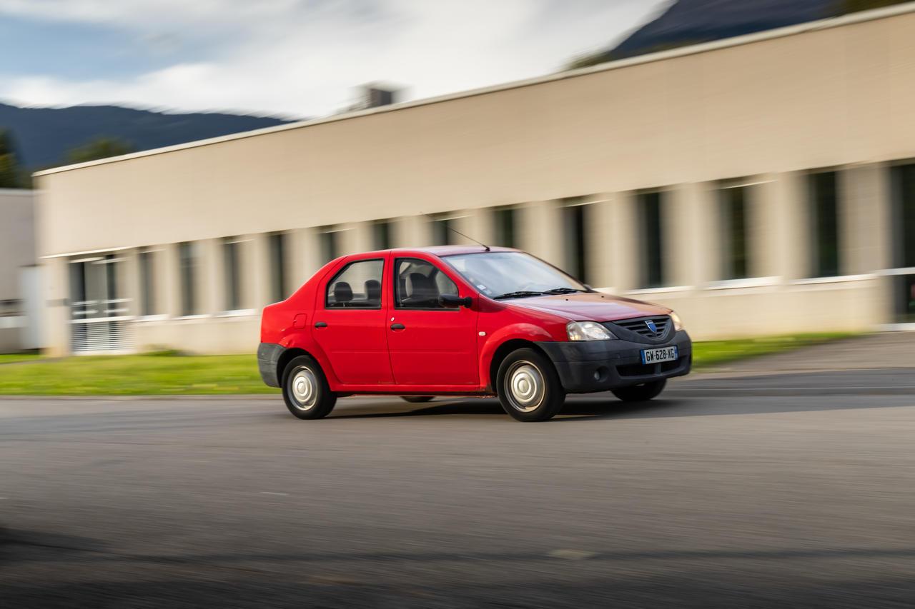 Dacia Logan : on a repris le volant de la version à 7 500 € pour ses 20 ans