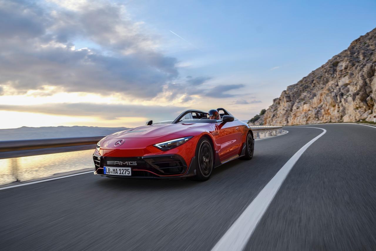 Mercedes-AMG PureSpeed (2025). Le speedster de 585 ch disponible à 250 ...