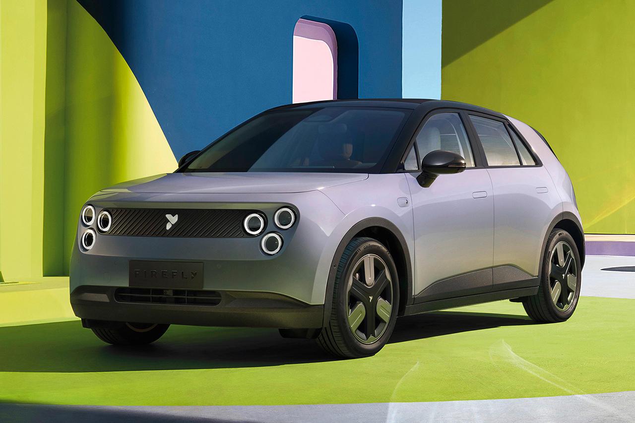 Nio Firefly (2025). Cette citadine électrique chinoise veut se frotter aux R5 et Mini