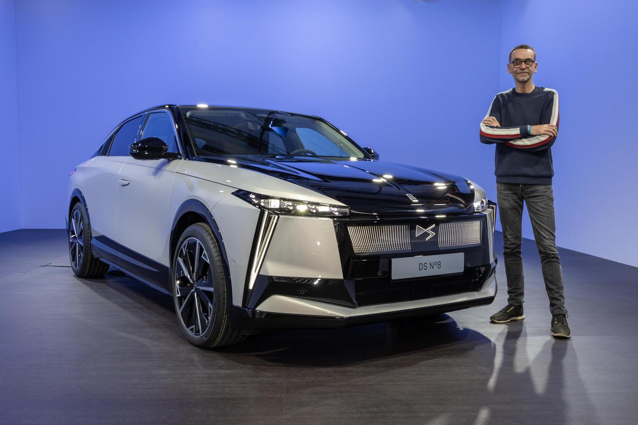 DS N°8 (2025). Le nouveau parfum de l'automobile premium à la française