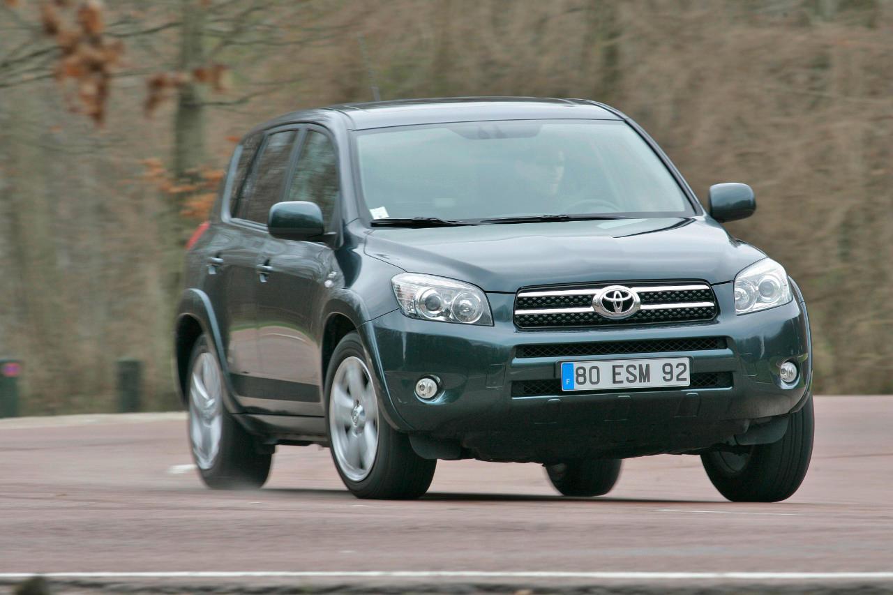 Photo 10 - Le Toyota RAV4 troisième du nom (2006-2012). - Toyota RAV4 ...