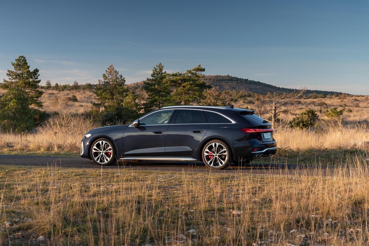 Photo 7 - Audi S5 break 2024 - Essai Audi S5 Avant (2025). Lourde mais ...