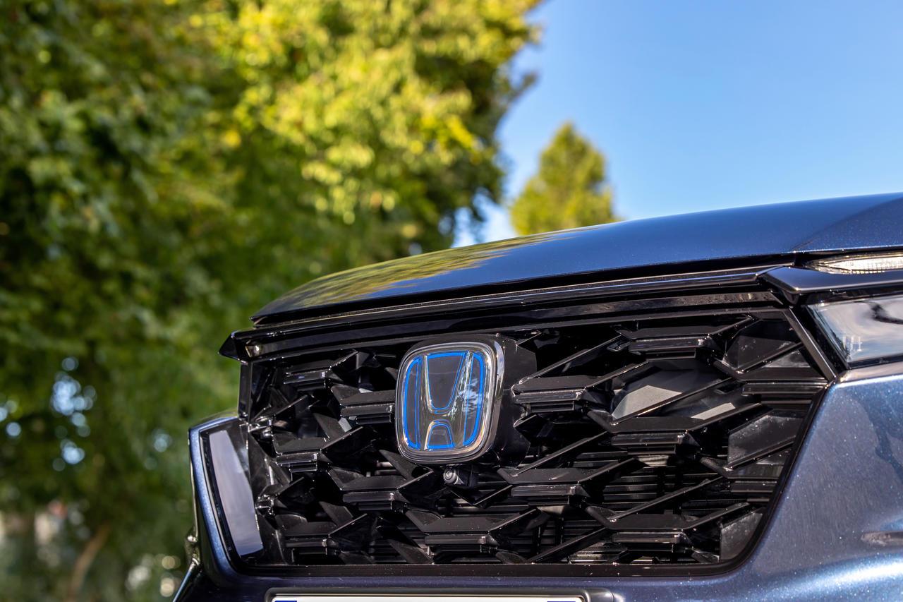 Honda CR-V HEV et PHEV (2023). Prix, gamme et équipements du SUV familial hybride