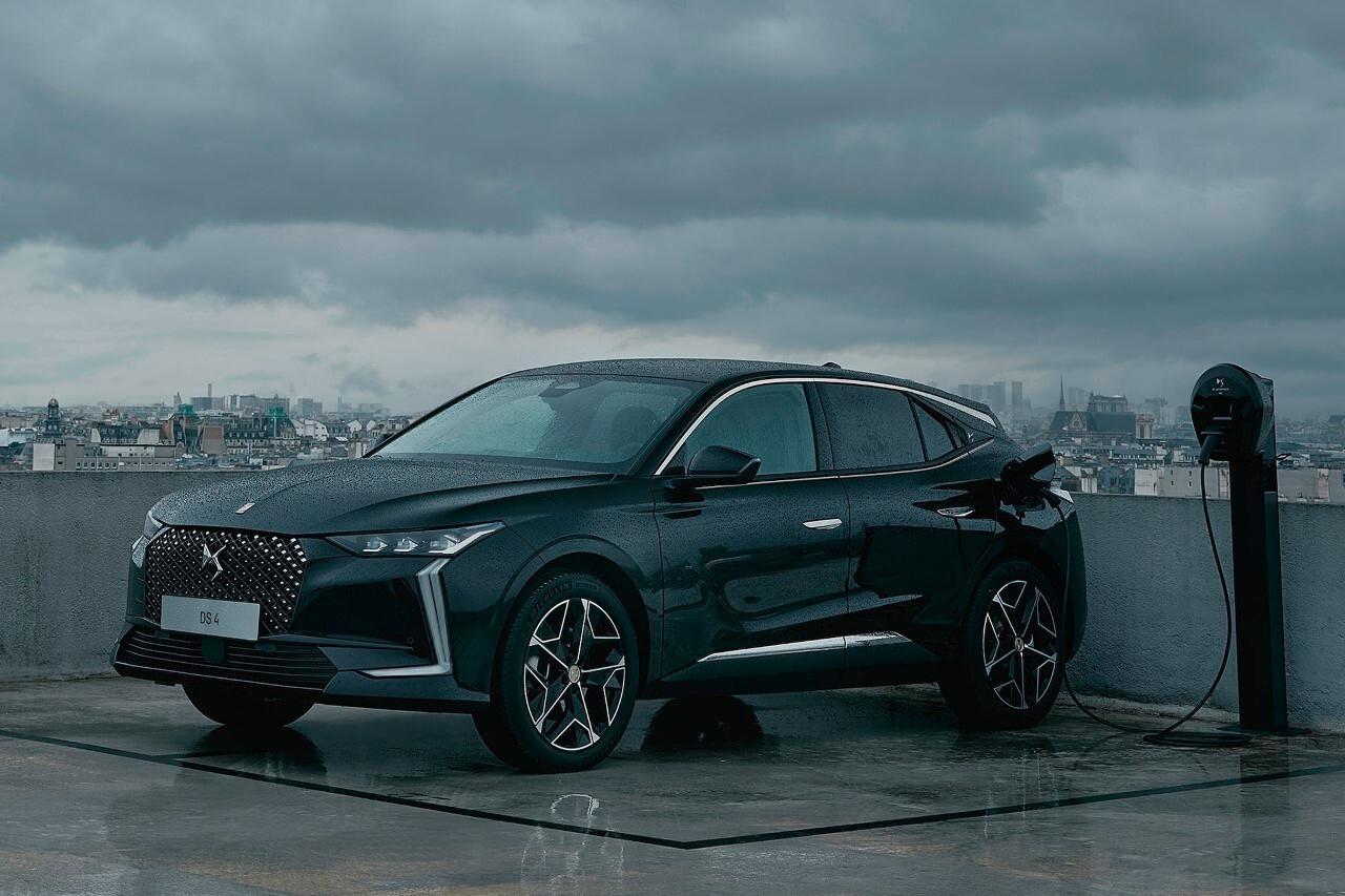 Photo 13 - MHEV, PHEV et diesel sont proposés pour la DS 4. - DS3, DS4 et DS7 (2025). Retour de ...