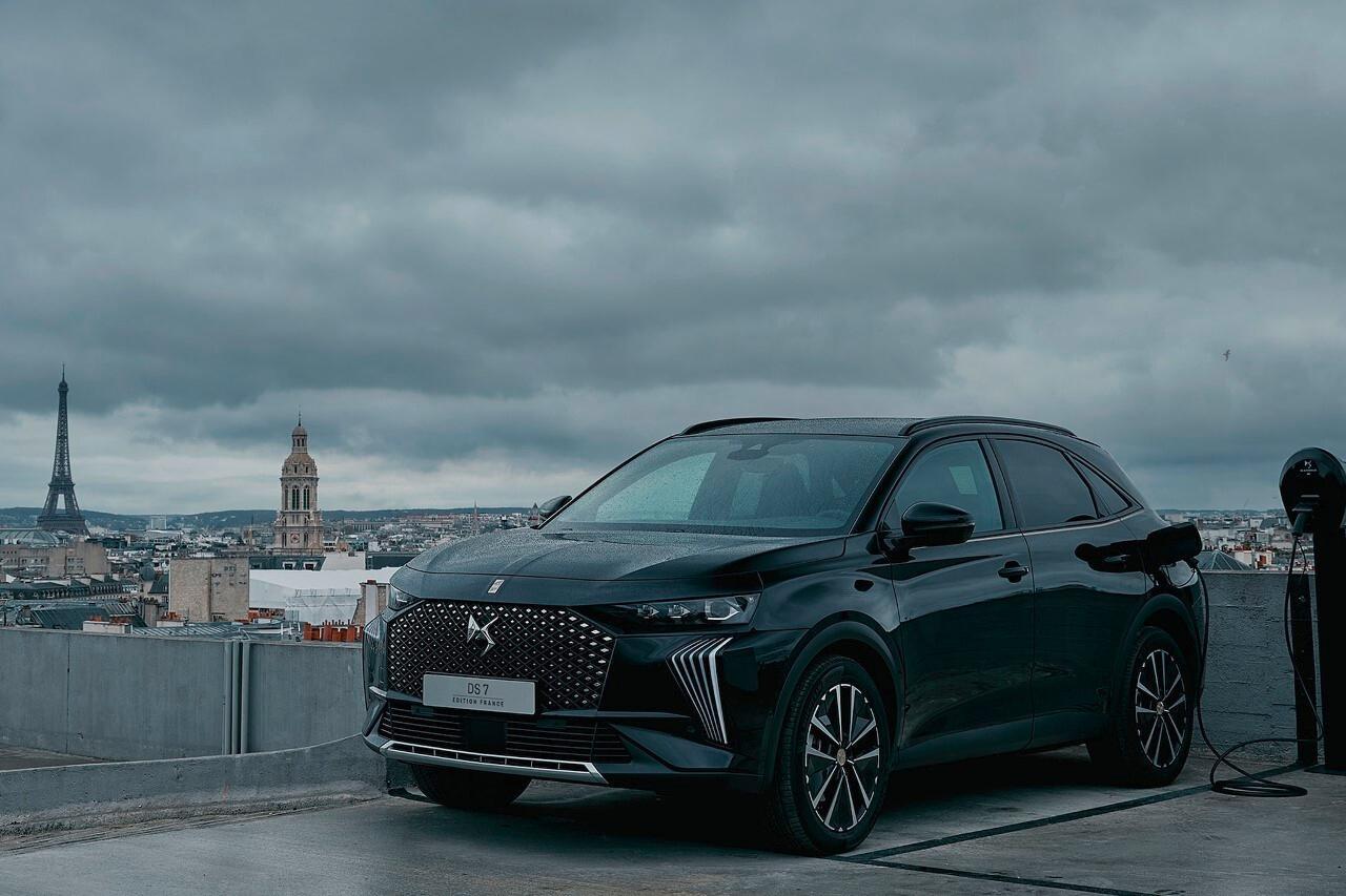 Photo 8 - Deux motorisations PHEV et un diesel sont proposés pour le SUV dans cette édition ...