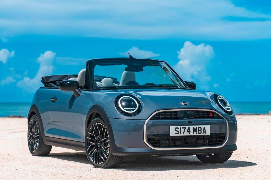 Photo 15 - N° 17 - Mini Cooper Cabrio : - 50,7 % (1 364 exemplaires ...