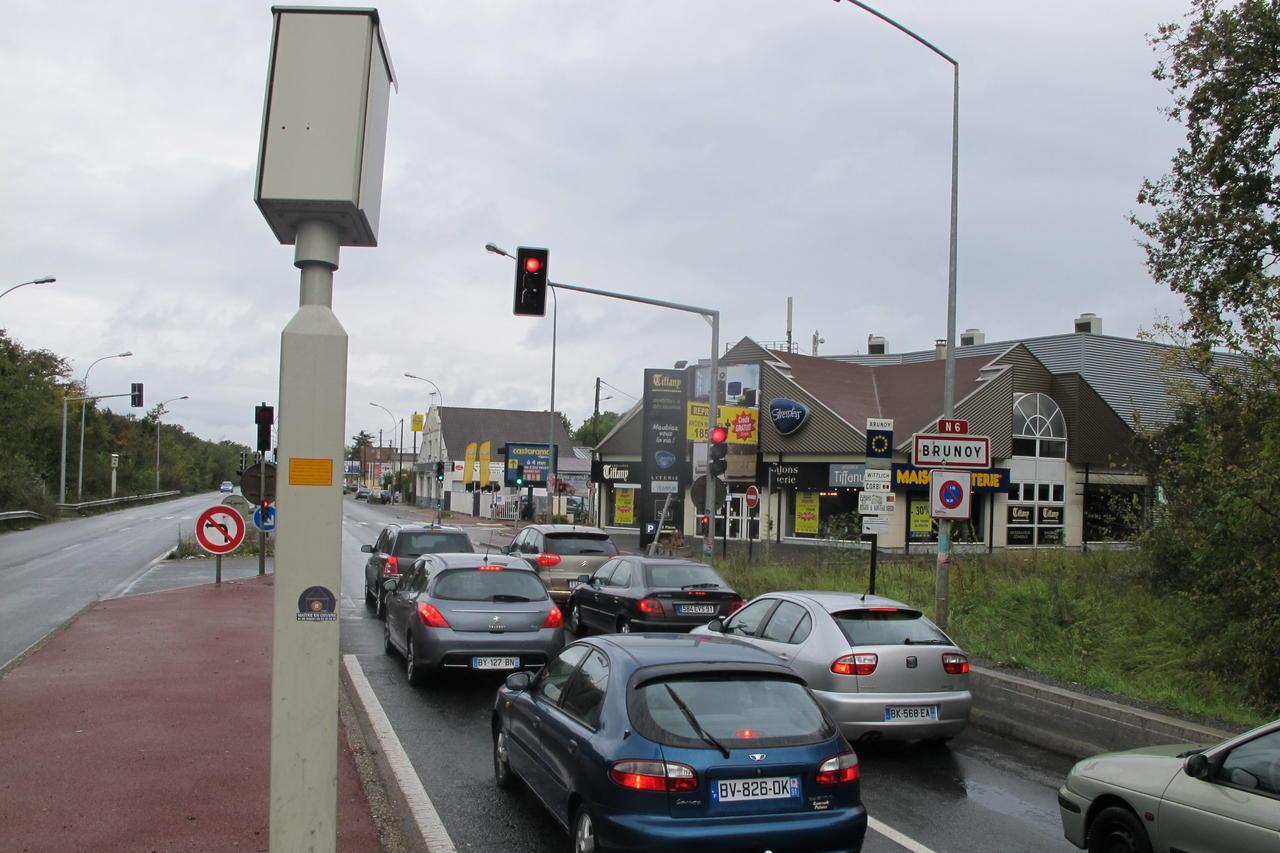 Photo 1 - Est-il possible d'être verbalisé lorsque l'on a dû griller un ...