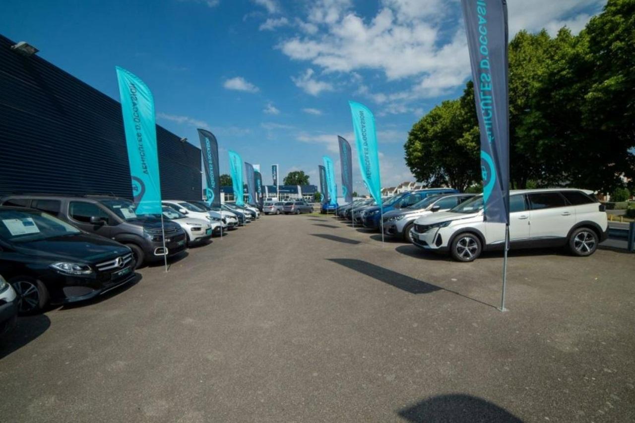 Saga Automobiles (Talbot) reprend les panneaux Citroën, Fiat et Opel et ...