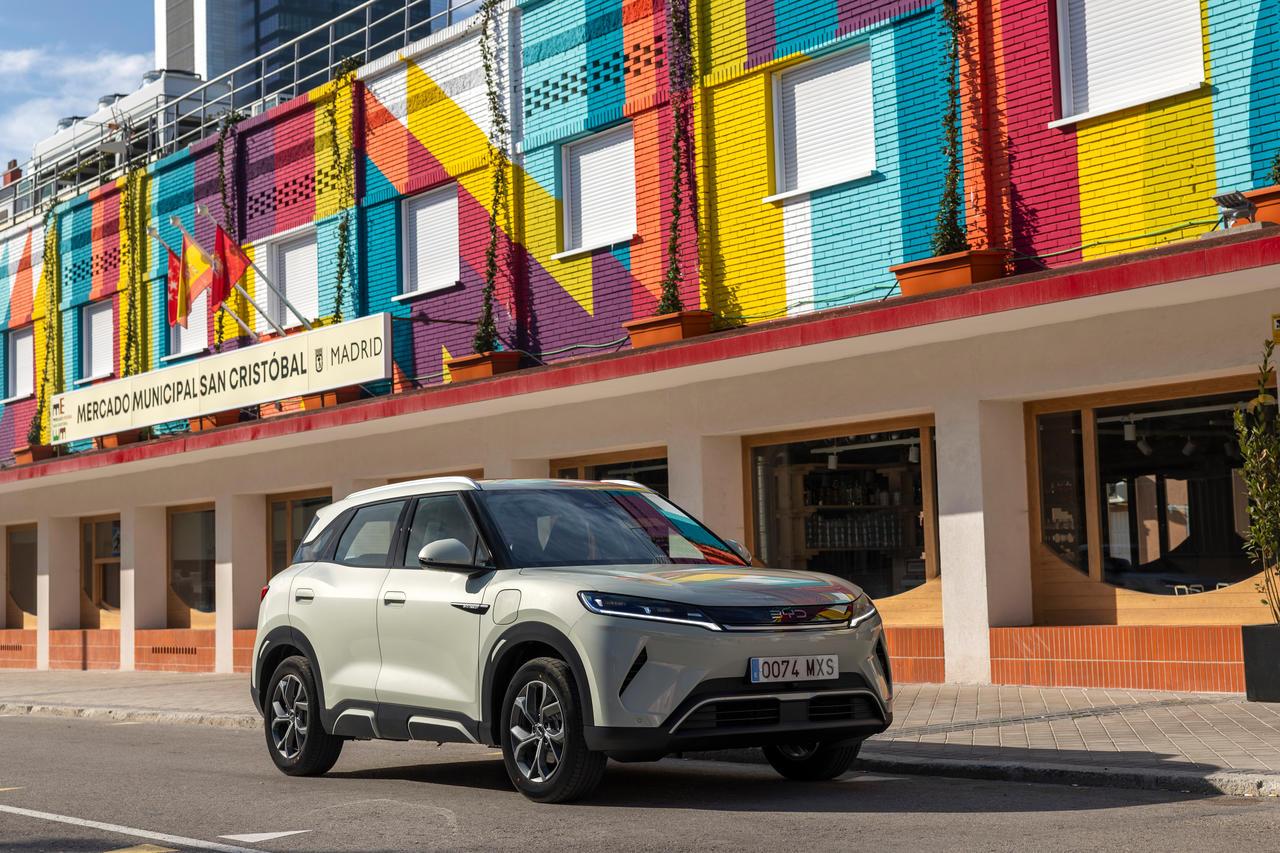 Photo 3 - Vue à l'arrête BYD Atto 2 2025 - Essai BYD Atto 2 (2025). Le rival chinois du Peugeot ...