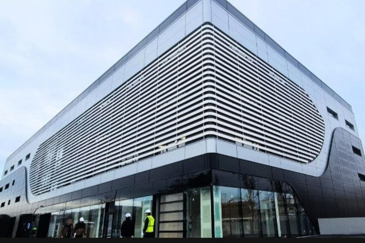 Photo - Concession Mercedes-Benz LG Castelldefels - Mercedes-Benz. Les ...