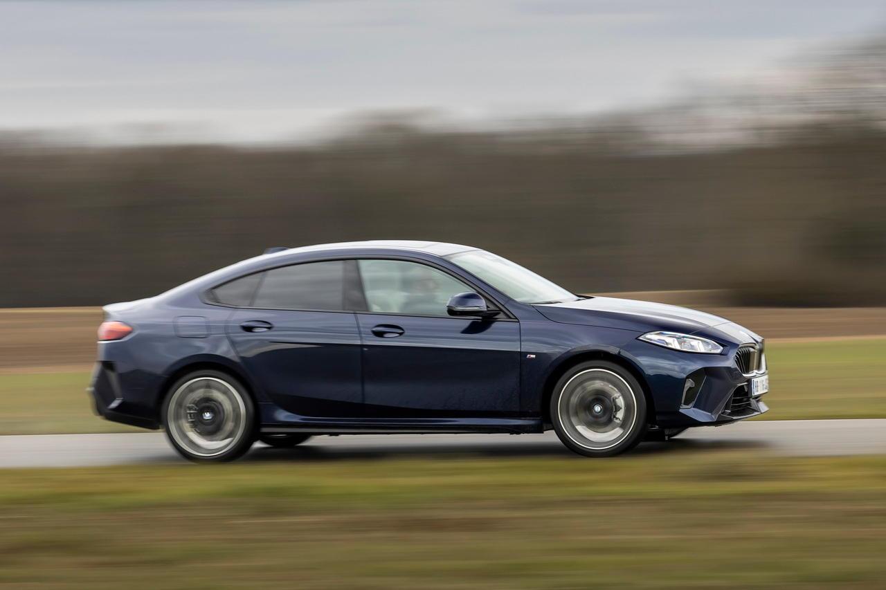 Prix BMW Série 1 (2025). Nouveaux moteurs et tarifs pour la compacte ...