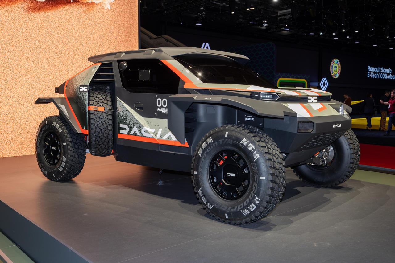 Dacia Stepway 2.0 (2027). Le SUV urbain sera hybride mais aussi électrique