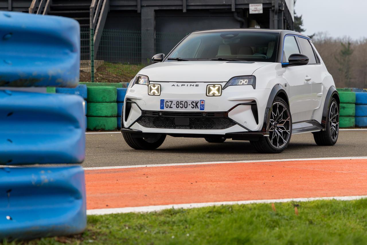 Photo 6 - La cousine Alpine A290 est également impactée par ce problème ...