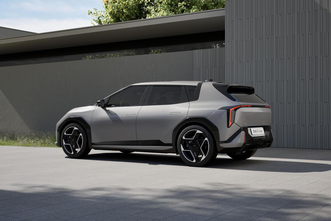 Kia EV4 (2025). Fiche technique, équipements… la rivale des MG4 et Mégane E-Tech en détail