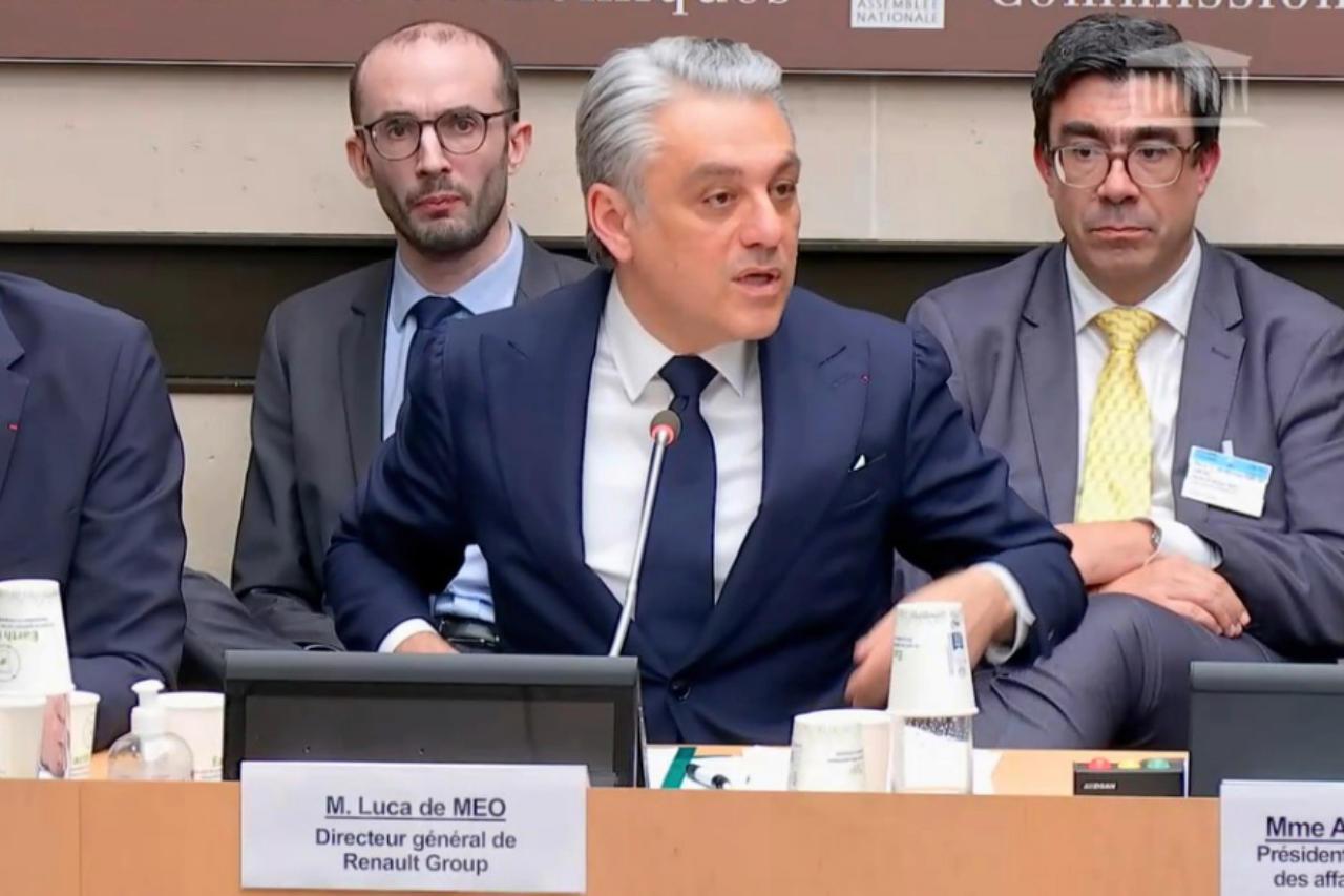 Photo 1 - Luca de meo groupe Renault - Luca de Meo : « Renault a apporté des solutions pour tous ...