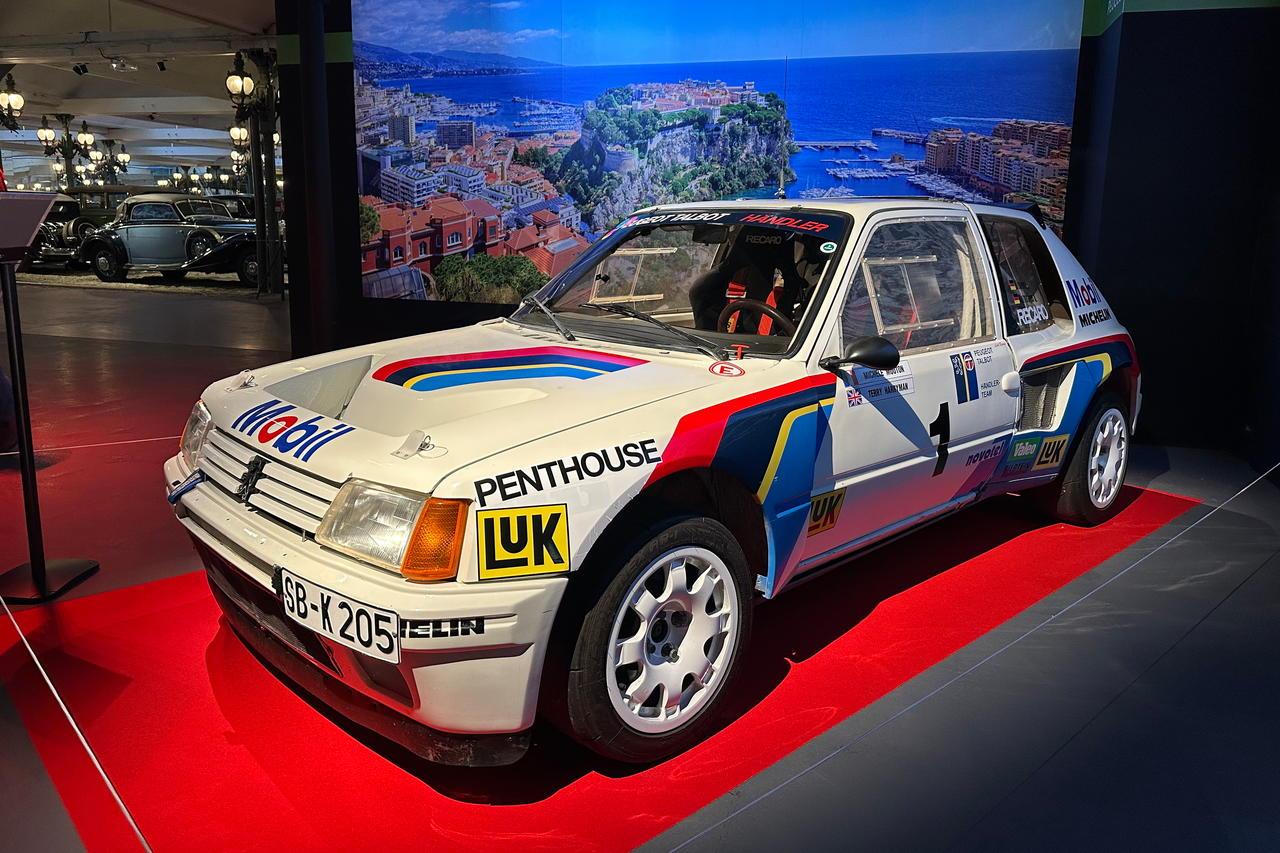 Photo 14 - Peugeot 205 Turbo 16 Groupe B - Rallye. Entretien avec Michèle Mouton autour de ses ...