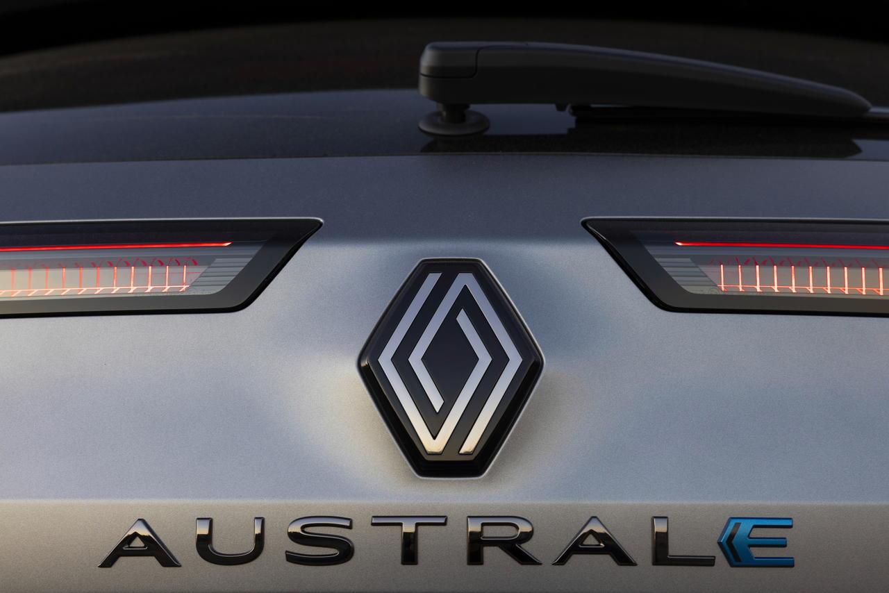 Photo - Logo Australe Renault - Guide d’achat. Tous les Renault Austral ...