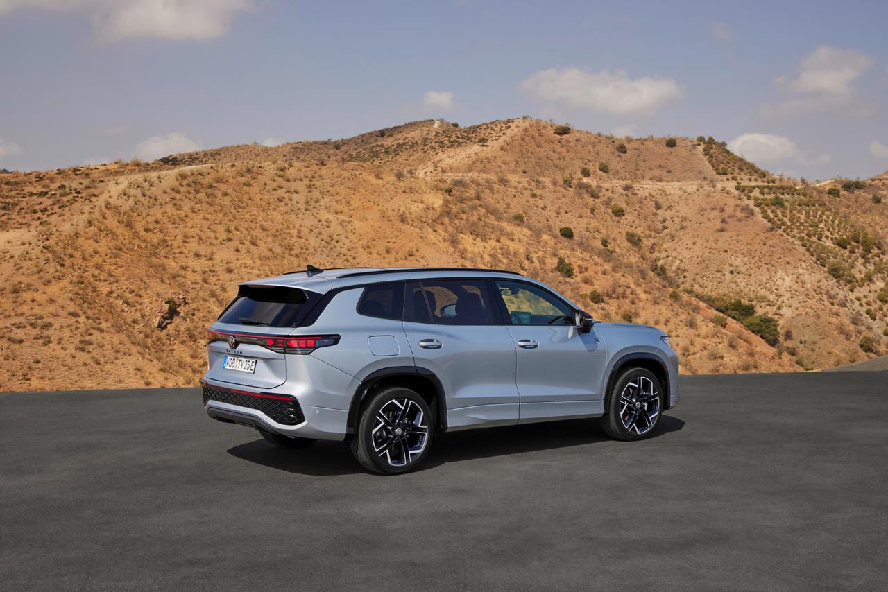 Prix Volkswagen Tayron (2025). Tarifs premium pour le SUV familial à 5 ...