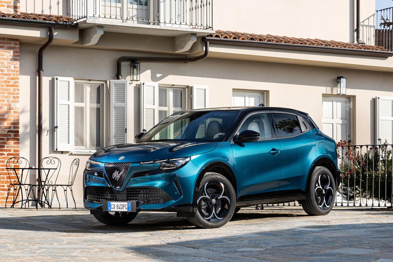 Essai Alfa Romeo Junior Q4 (2025). Une Alfa 4x4 pour la montagne
