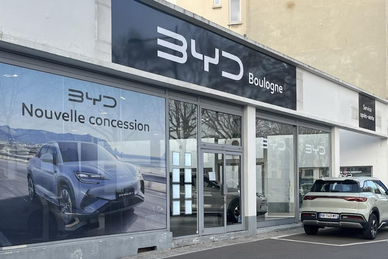 Photo 2 - Boulogne-Billancourt concession BYD Priod - Amplitude et ...