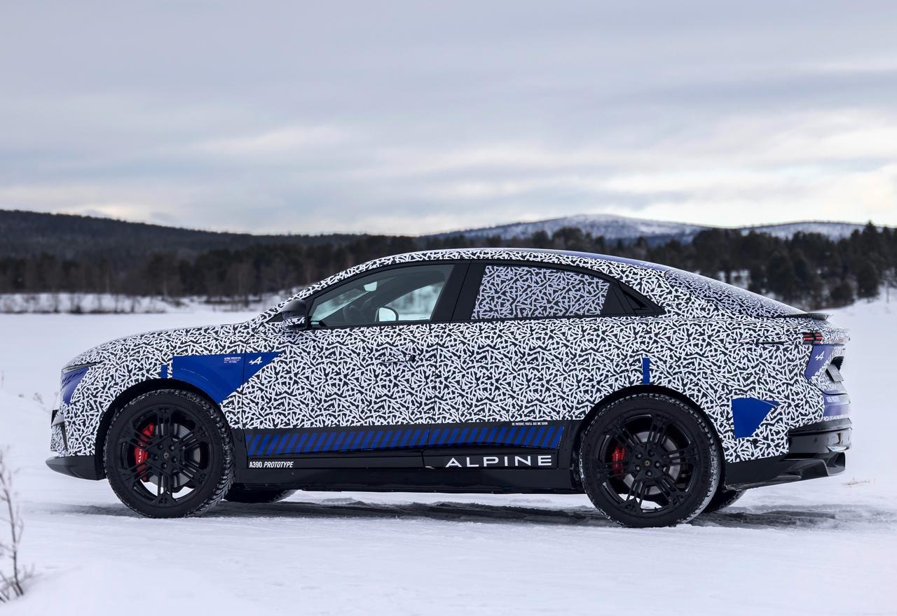 Alpine A390 (2025). Premières photos et nouveaux détails sur le ...