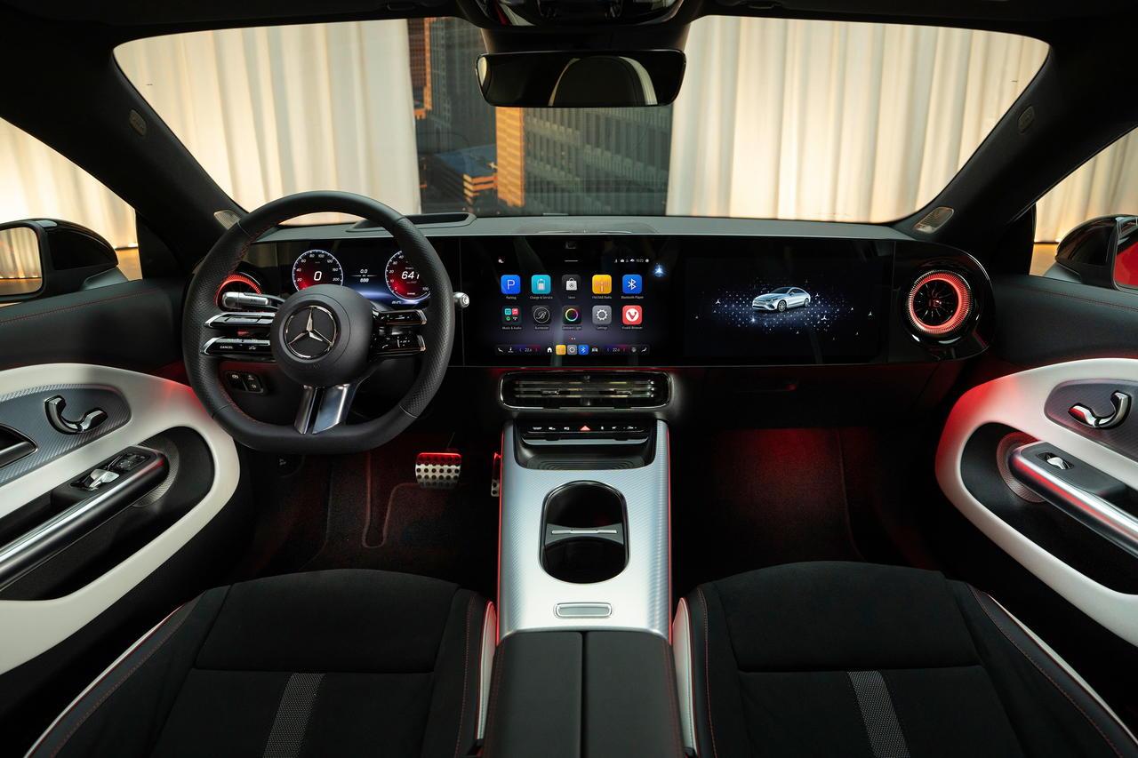 Photo 8 - La nouvelle CLA soigne sa présentation et fait le plein de ...