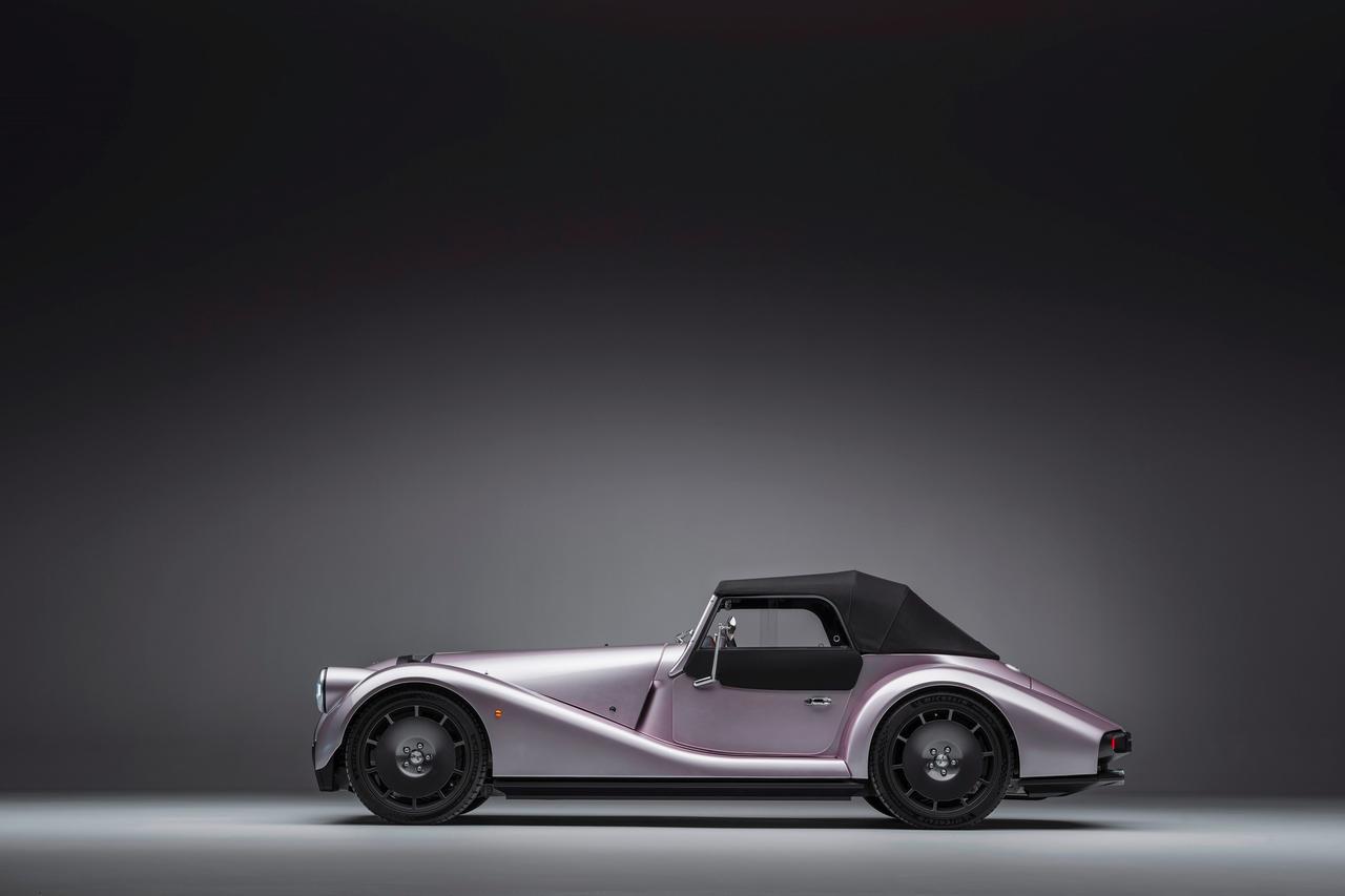 Photo 8 - La capote est en mohair. - Morgan Supersport (2025). Un nouveau roadster sportif au ...