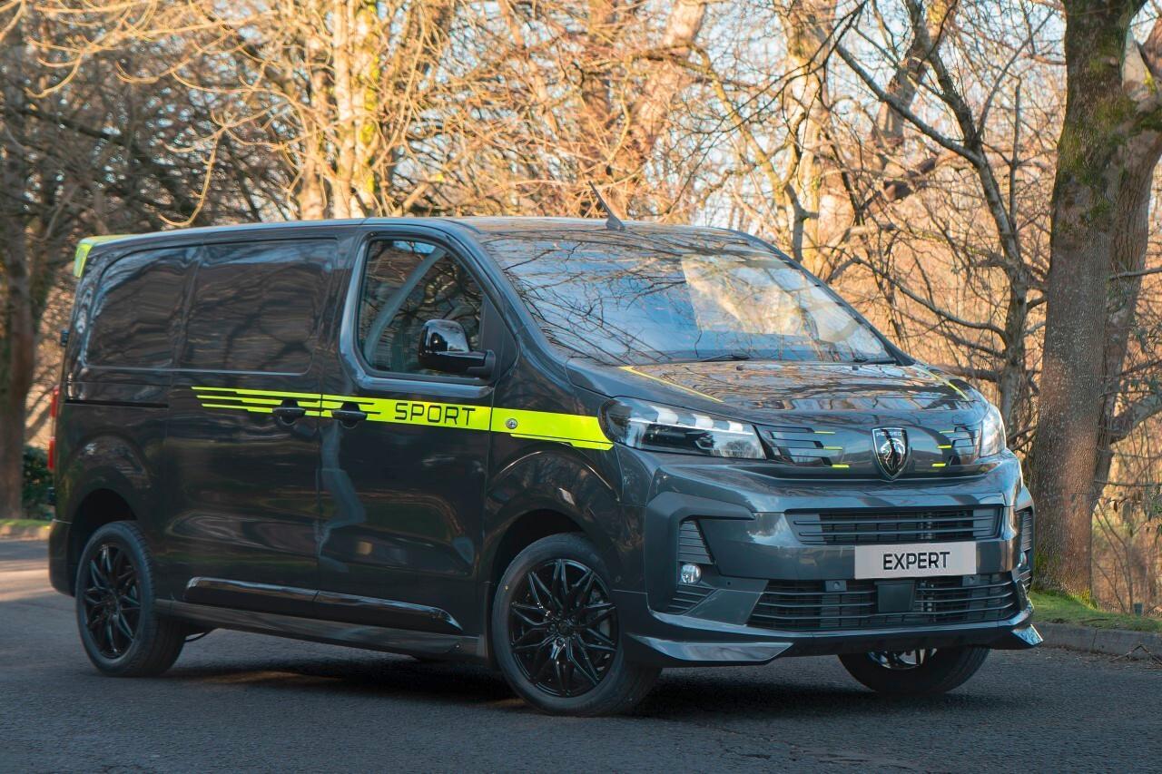 Peugeot Expert Sport (2025). Un professionnel en survêtement outre-Manche