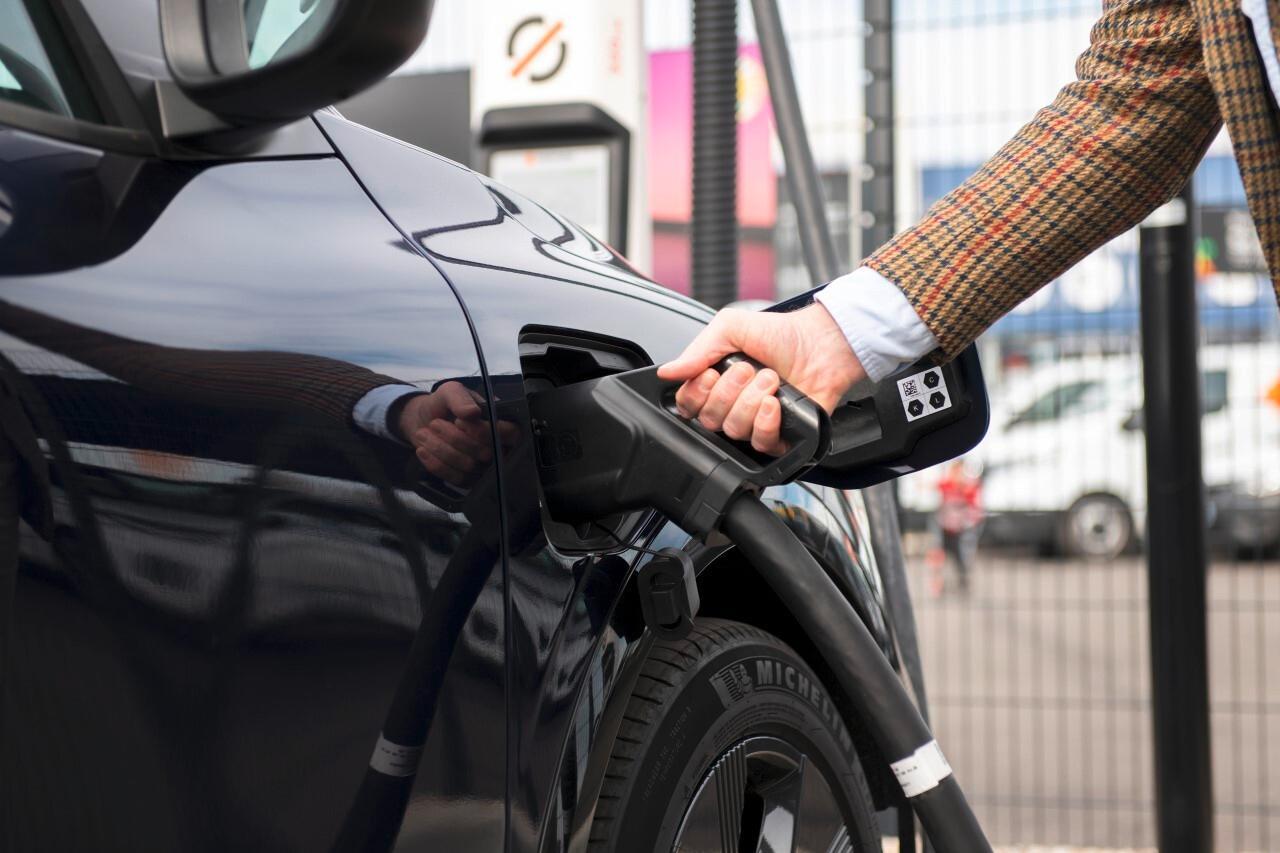 Mobilize Fast Charge. Renault déploie ses bornes de recharge en Europe