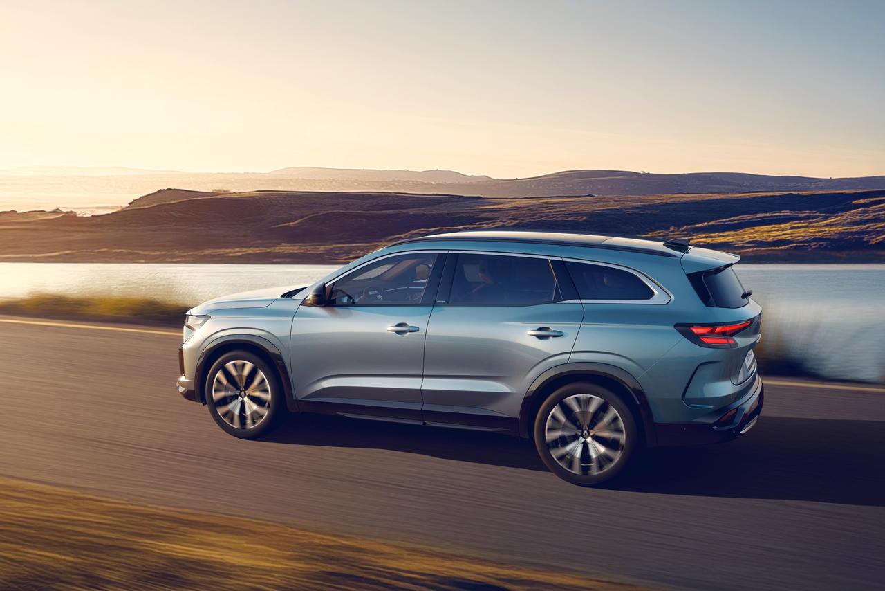 Nouveau Renault Espace (2025). Quoi de neuf pour le SUV familial restylé