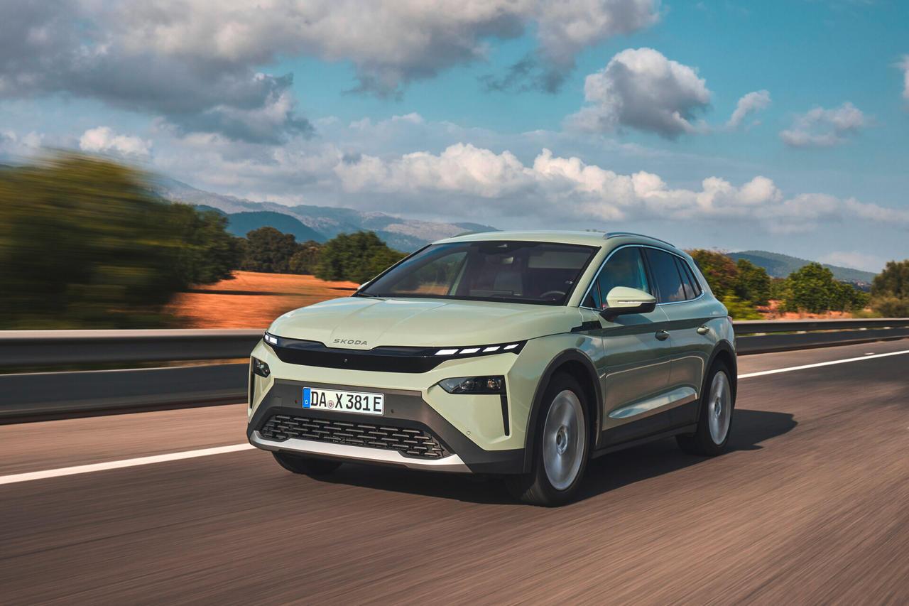 Essai Skoda Elroq (2024). Un SUV électrique compact plein de bon sens