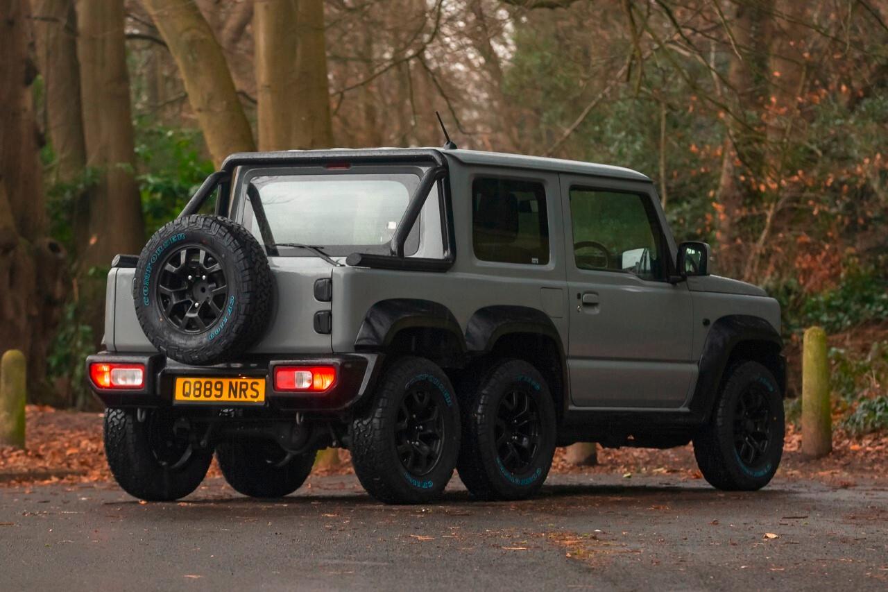 Diaporama et photos - Un Suzuki Jimny transformé en pick-up à 6 roues ...