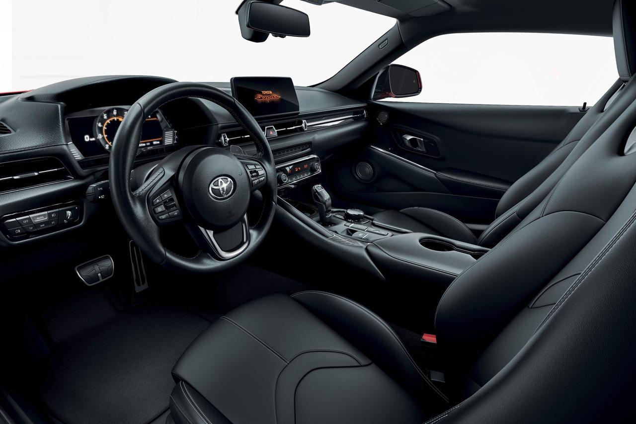 Photo 11 - La Supra six-cylindres reste proposée avec une boîte ...